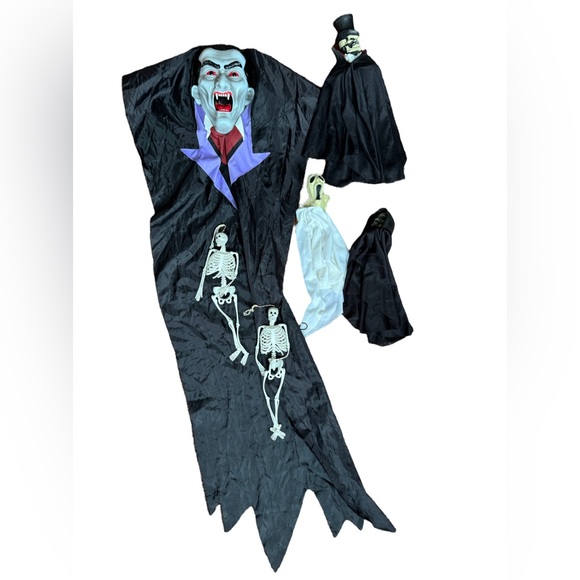 Accents | Scary Hanging Halloween Vampire Skeletons Ghost Indooroutdoor ...